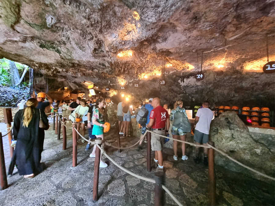 Visita Xplor Park (Playa del Carmen) | Guía + Consejos | 2025